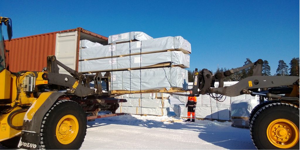Log house delivery: Aitos Log Houses wooden homes from Finland