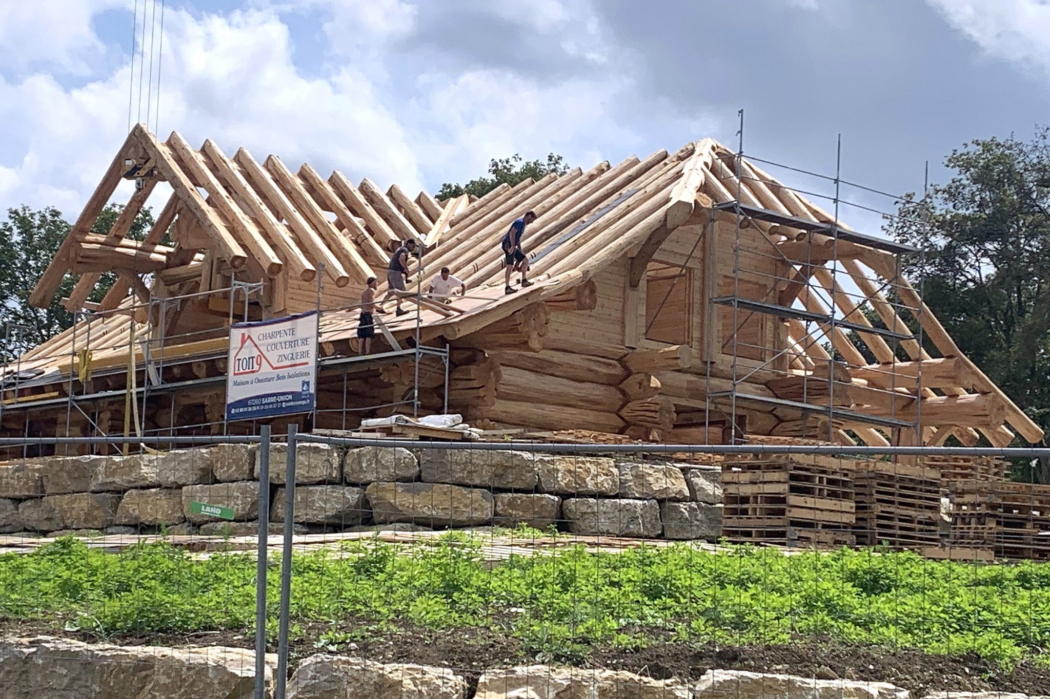 An unbelievable log house straight out of a fairy tale to France as a ...